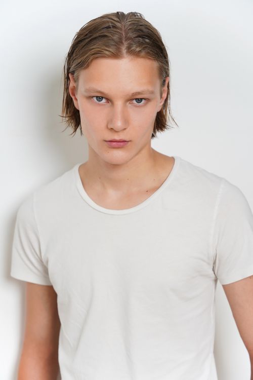 Julian Feck - Model Profile - Photos & latest news
