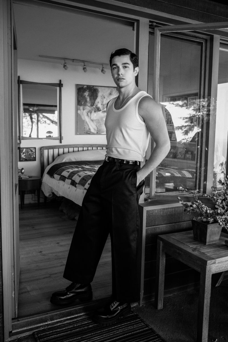 Austin Mahone (Iris Covet Book)