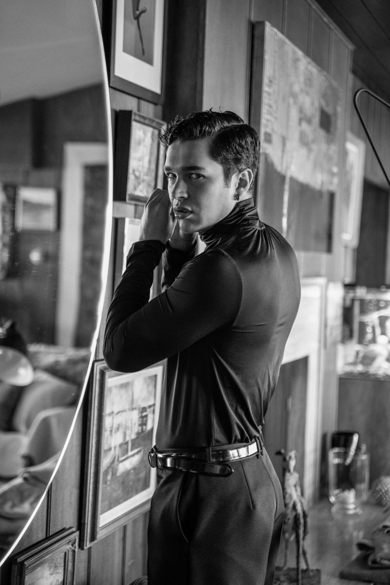 Austin Mahone (Iris Covet Book)