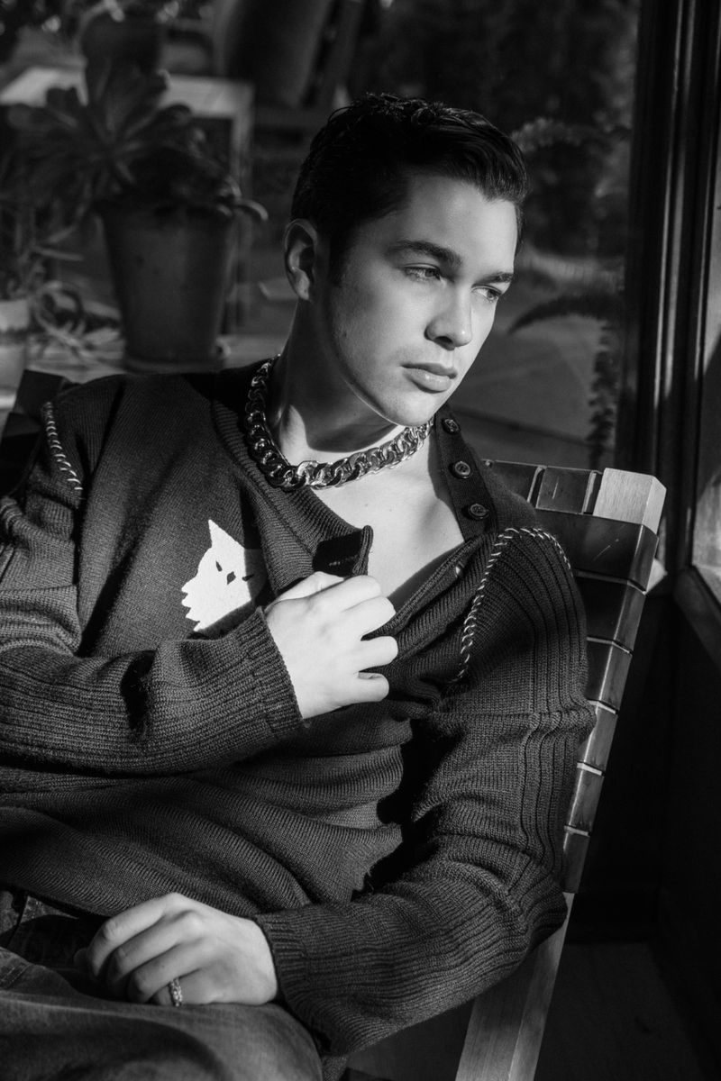 Austin Mahone (Iris Covet Book)