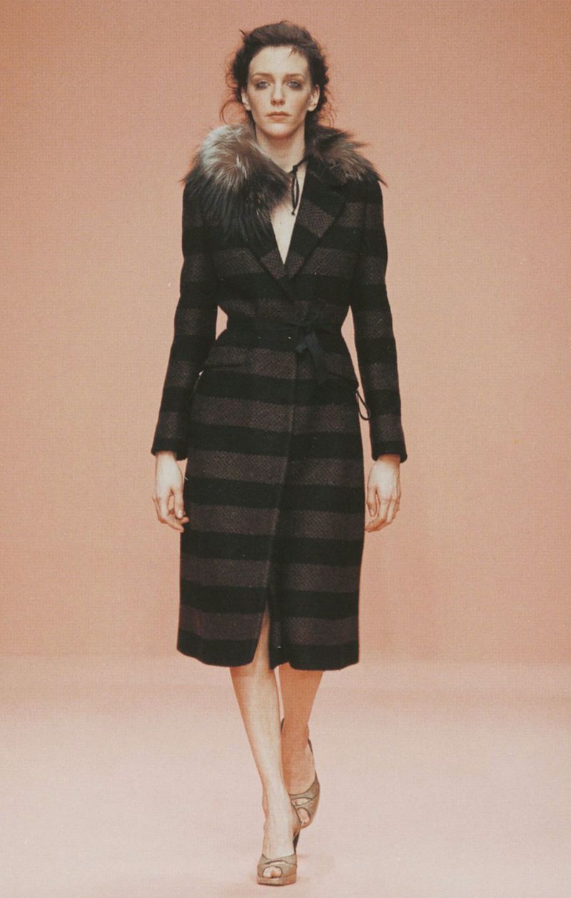 Prada F/W 2000 Show (Prada)