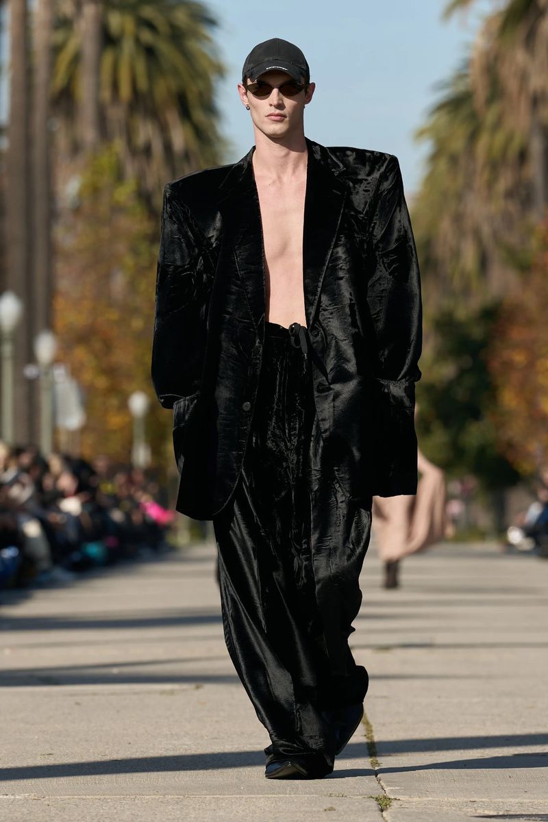 Balenciaga Pre-Fall 2024 Show Los Angeles (Balenciaga)