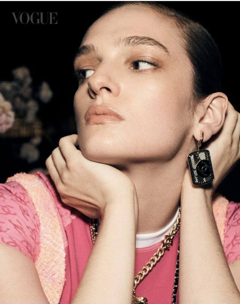 Carouse (Vogue Singapore)