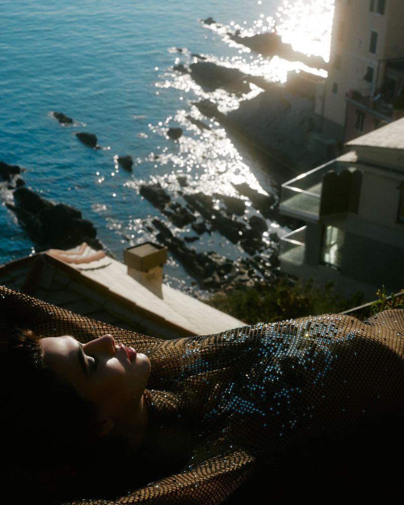 POSH MAGAZINE - Today i will just walk in the sun (Various Editorials)