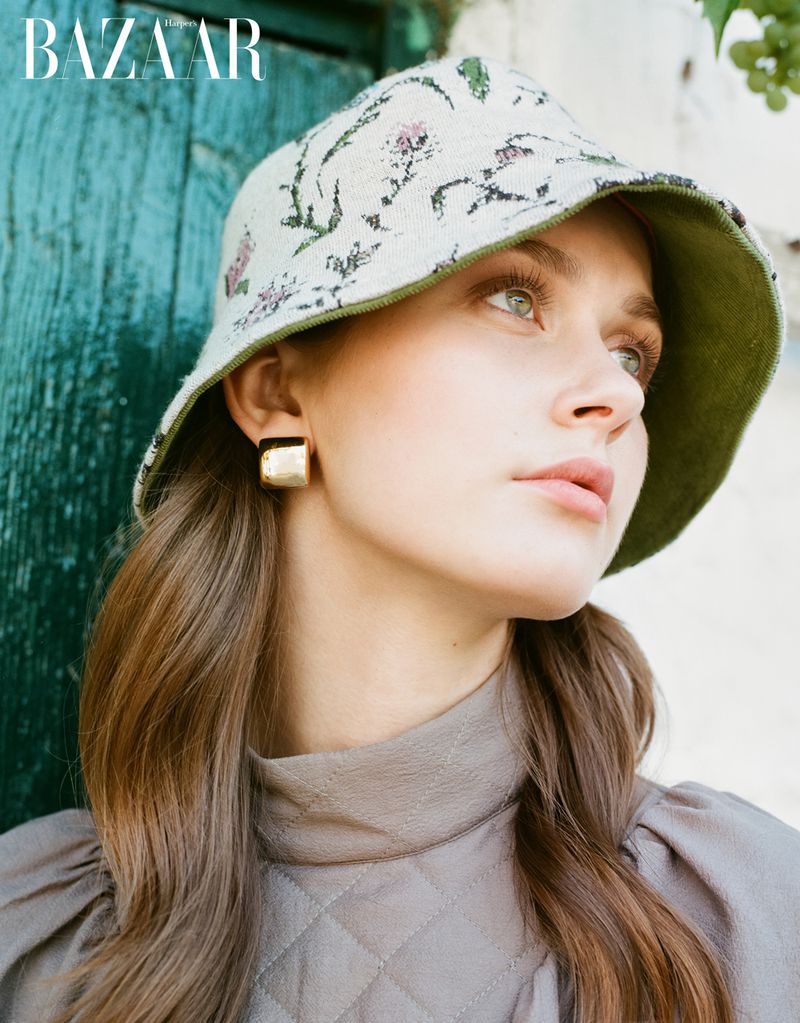 FARM LIFE – A FASHION PHOTO STORY BY MARKUS WACHTER STARRING VITALIA ...