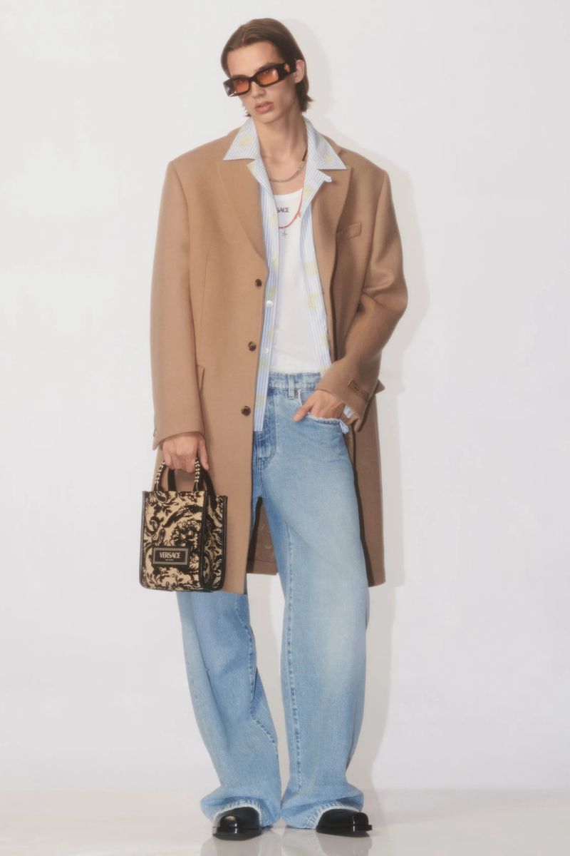 Versace Menswear Pre-Fall 2024 Lookbook (Versace)