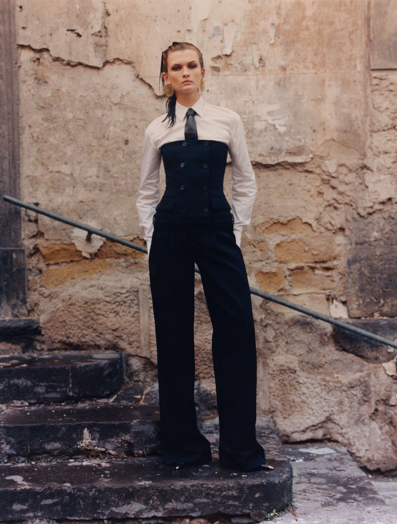 The Disappearing Ghosts Of Naples (H Magazine)