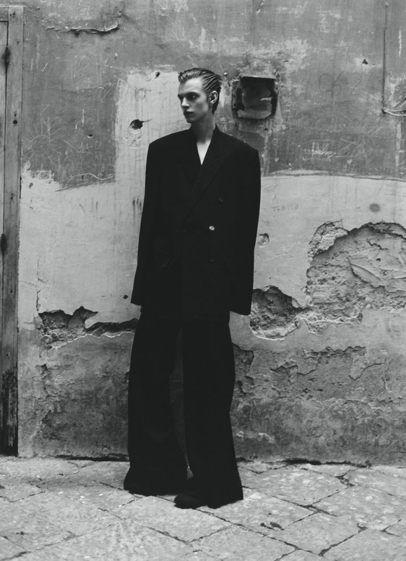 The Disappearing Ghosts Of Naples (H Magazine)