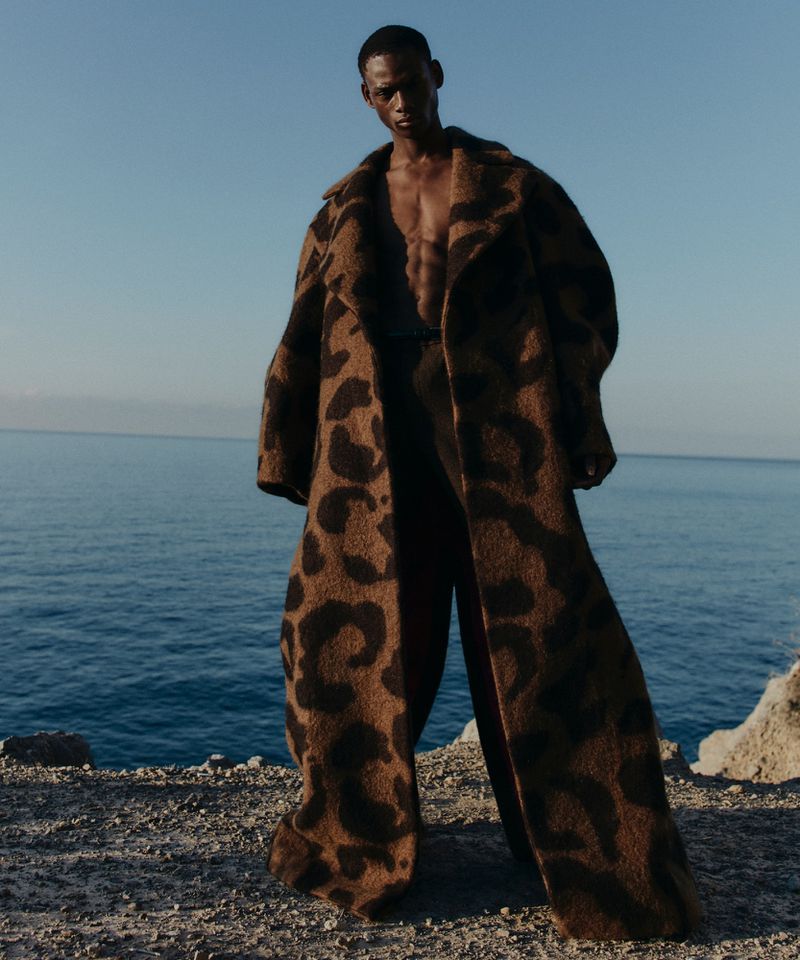 Blue Sunrise (L'Officiel Arabia)