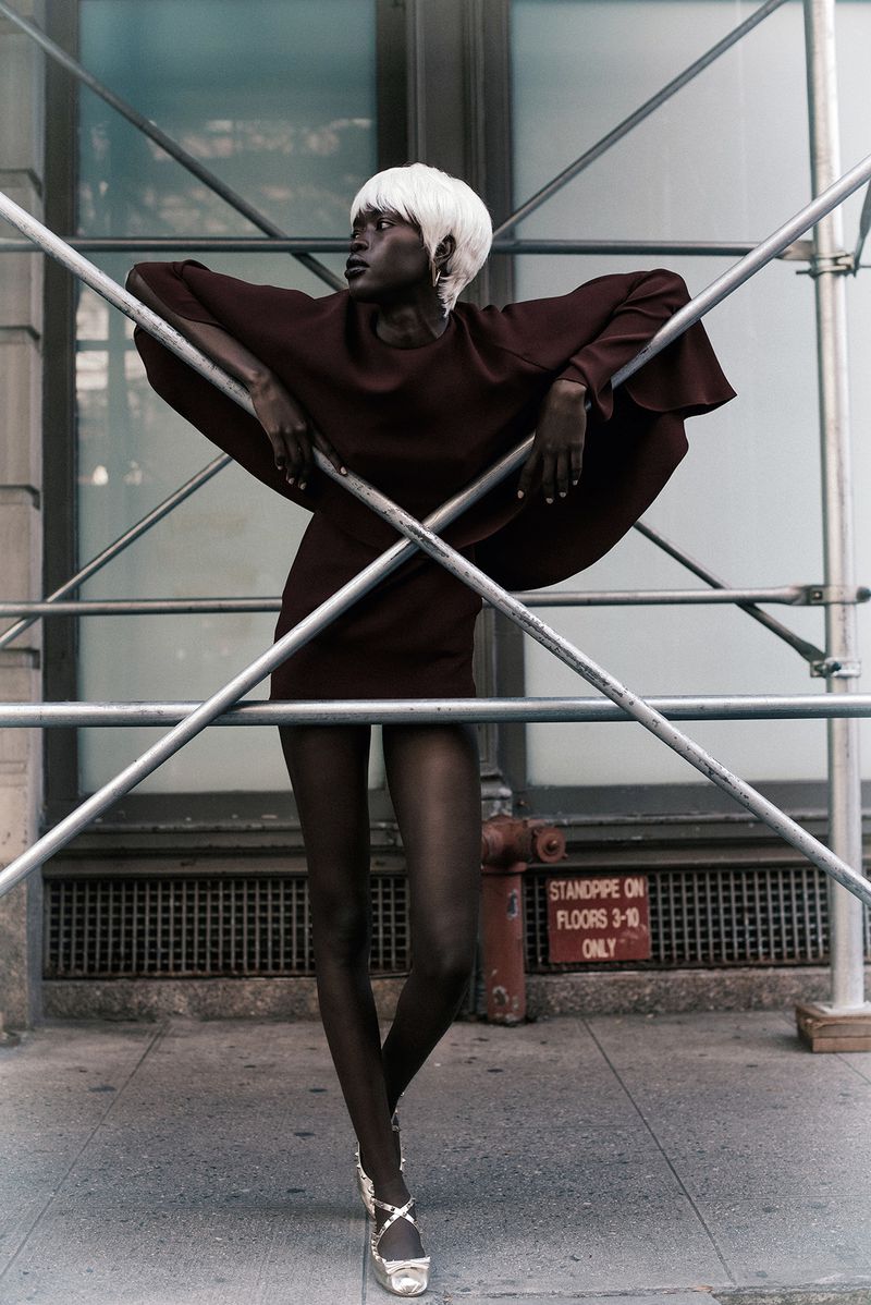 Ayak (Numéro Netherlands)