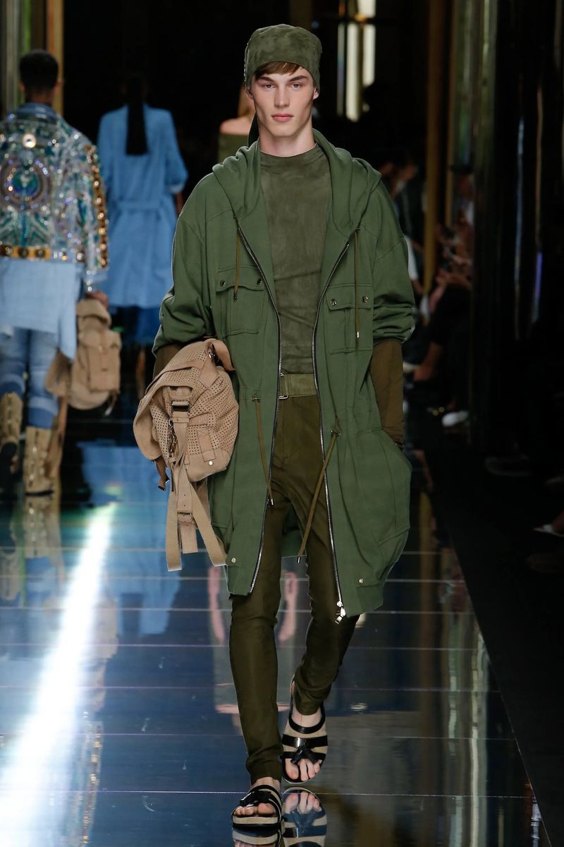 Balmain S/S 17 Men's Show (Balmain)