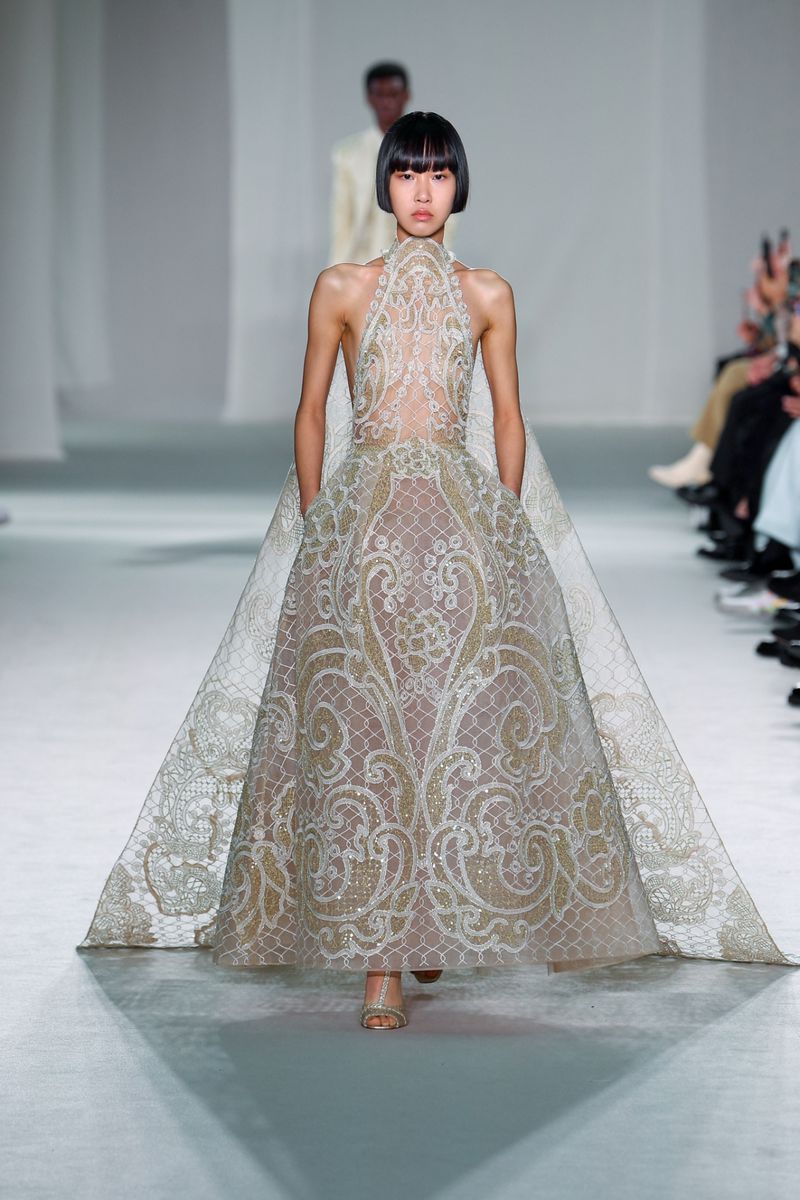Elie Saab Haute Couture Spring 2023 Show (Elie Saab)