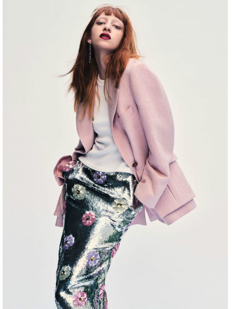 Spring 2023 Is All About Standing Out (Elle U.S.)