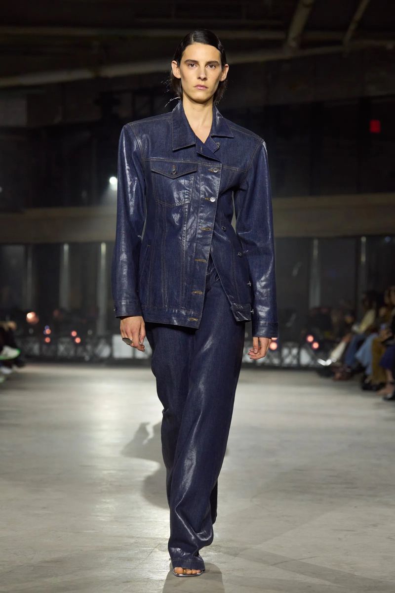 Simkhai F/W 23 Show (Simkhai)