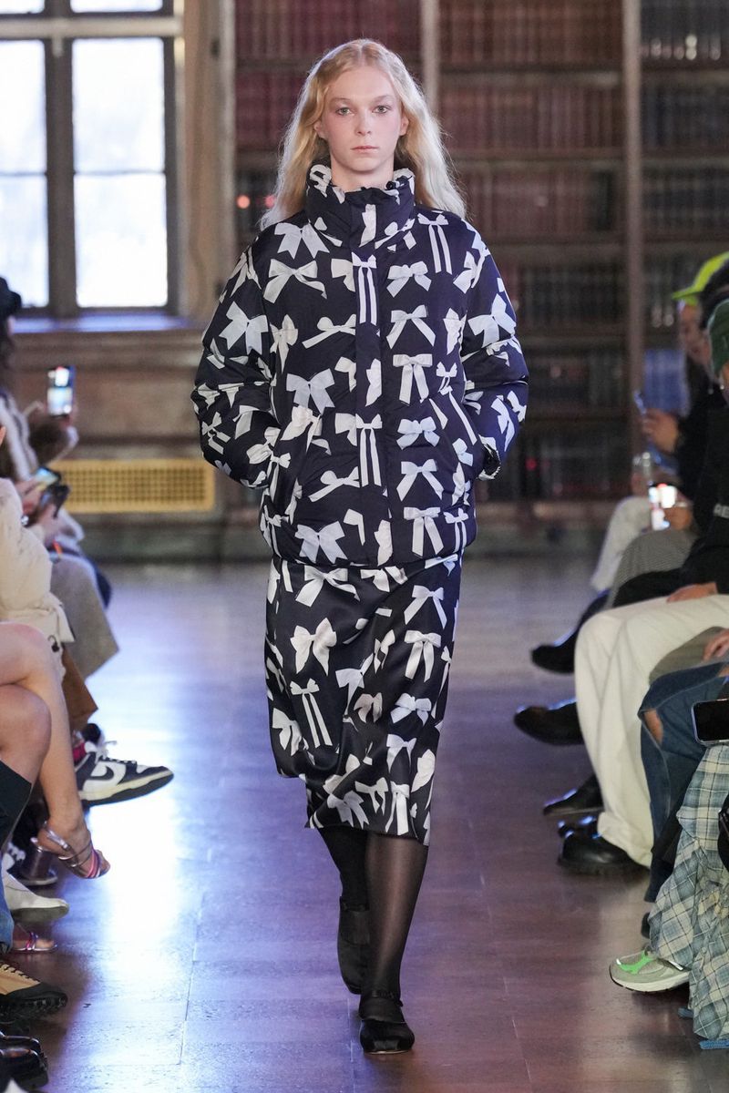 Sandy Liang F/W 23 Show (Sandy Liang)