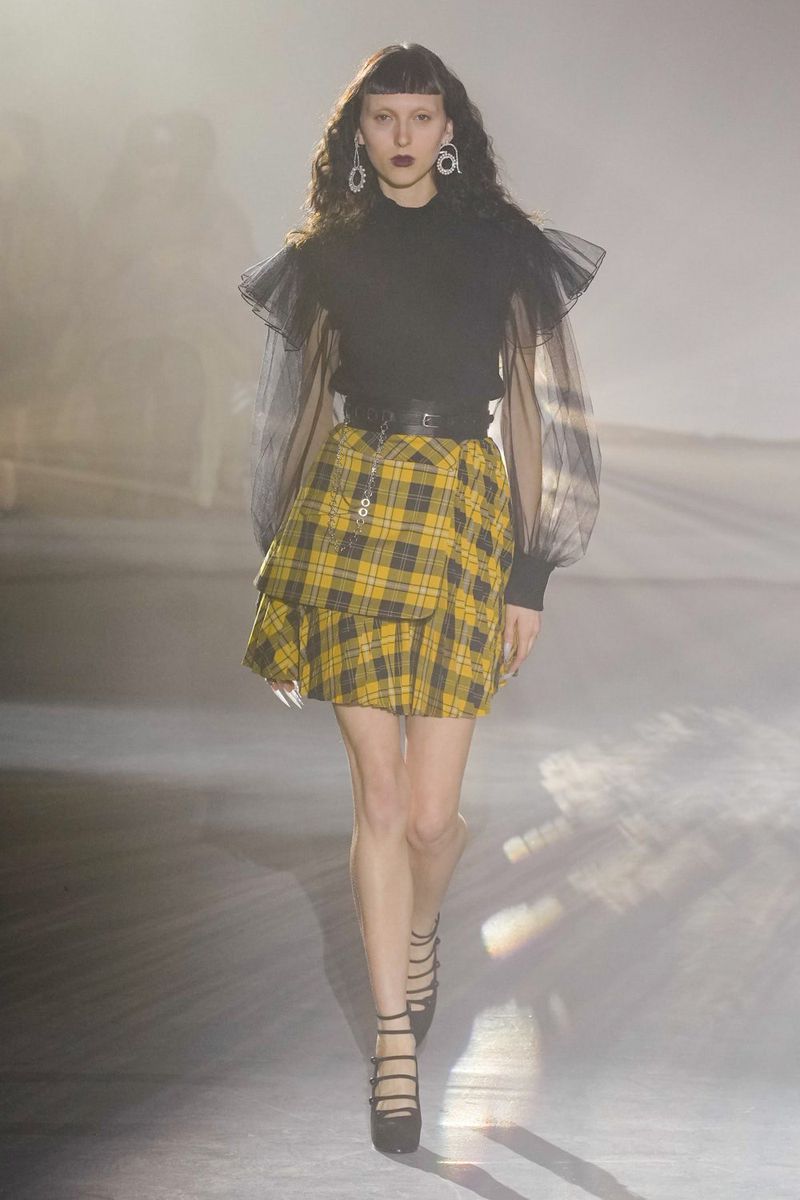 Adeam F/W 23 Show (ADEAM)