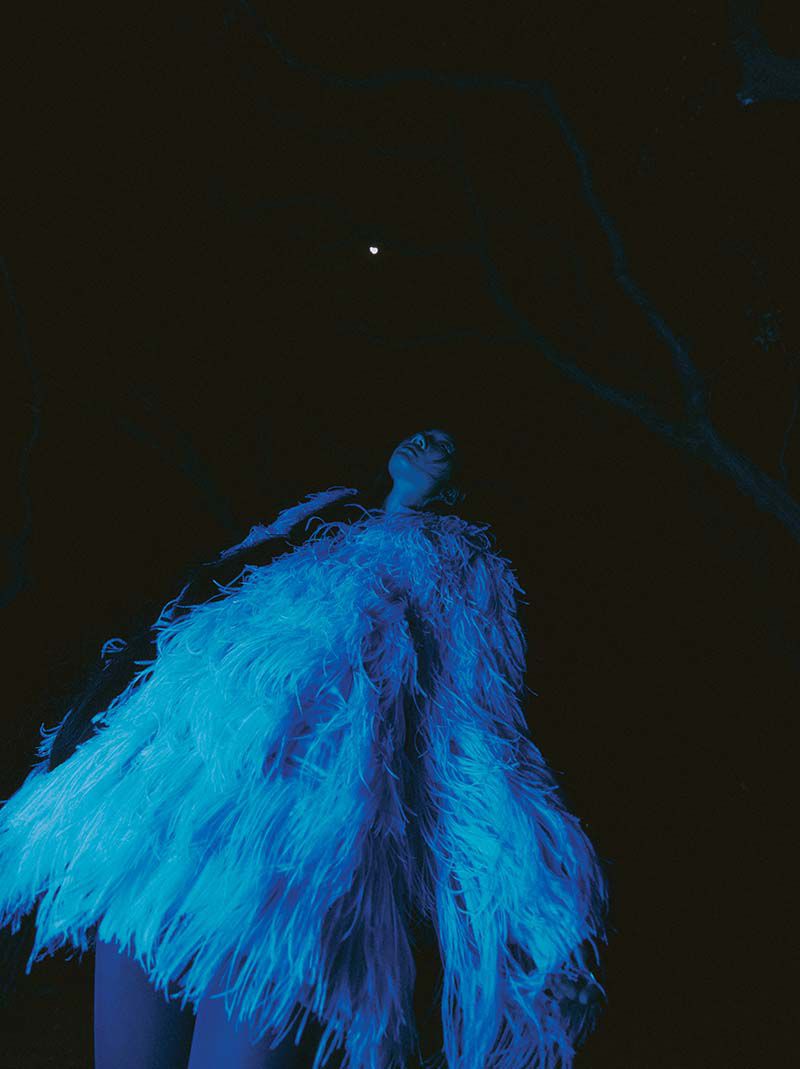 섬 화보 / Photographer : Songyi Yoon (Marie Claire Korea)