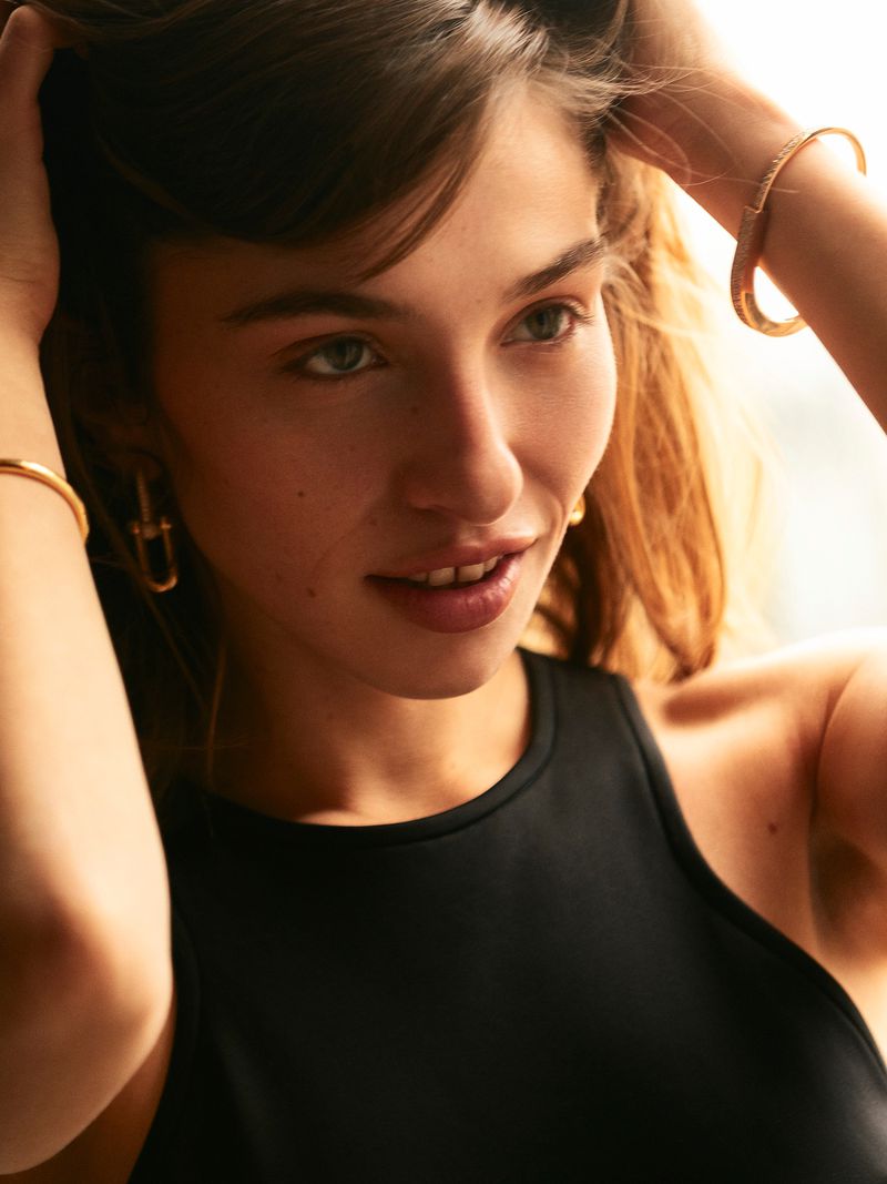 Marie Colomb (Fashion & Arts Magazine)