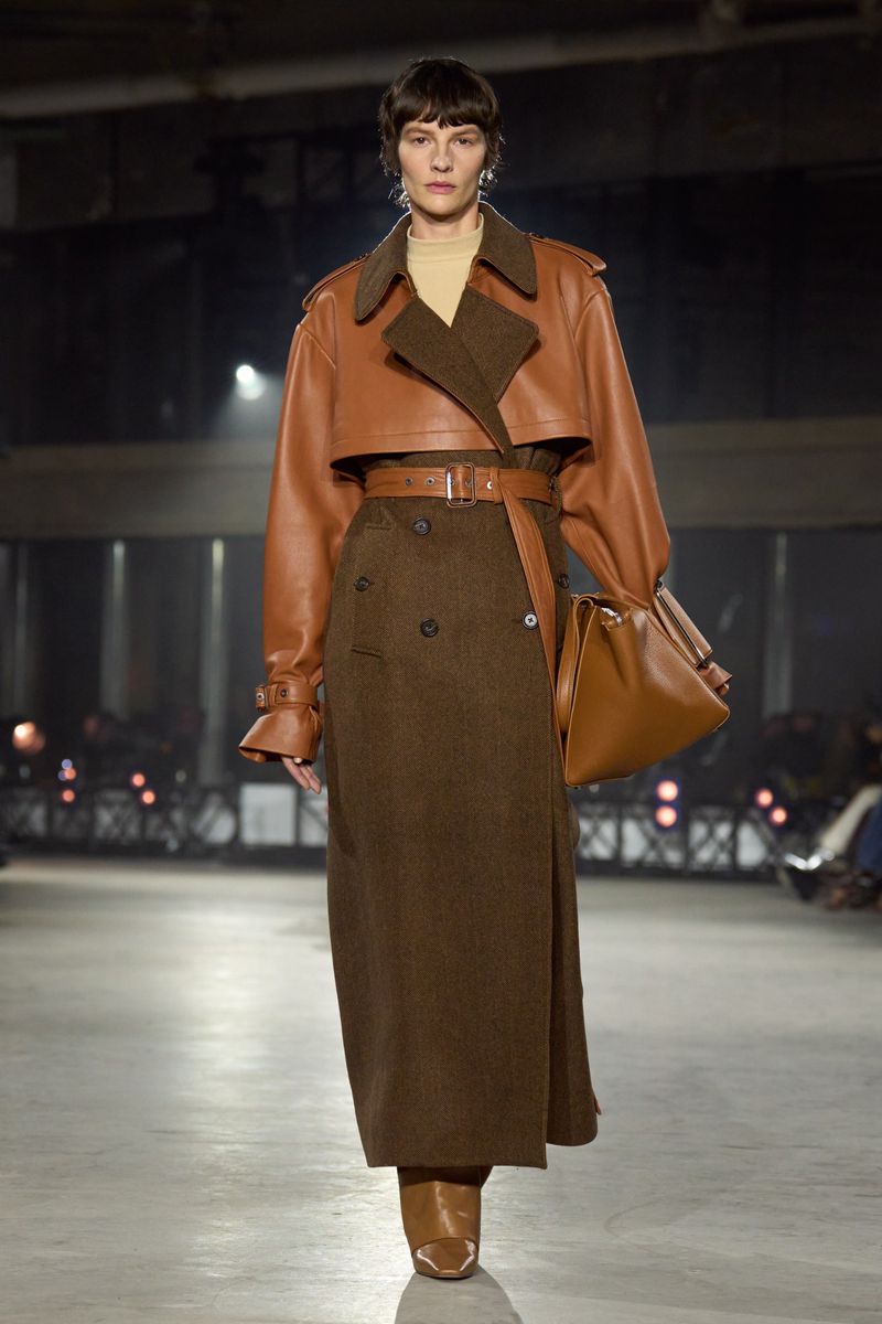Simkhai F/W 23 Show (Simkhai)