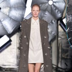 London Scully - Model Profile - Photos & latest news