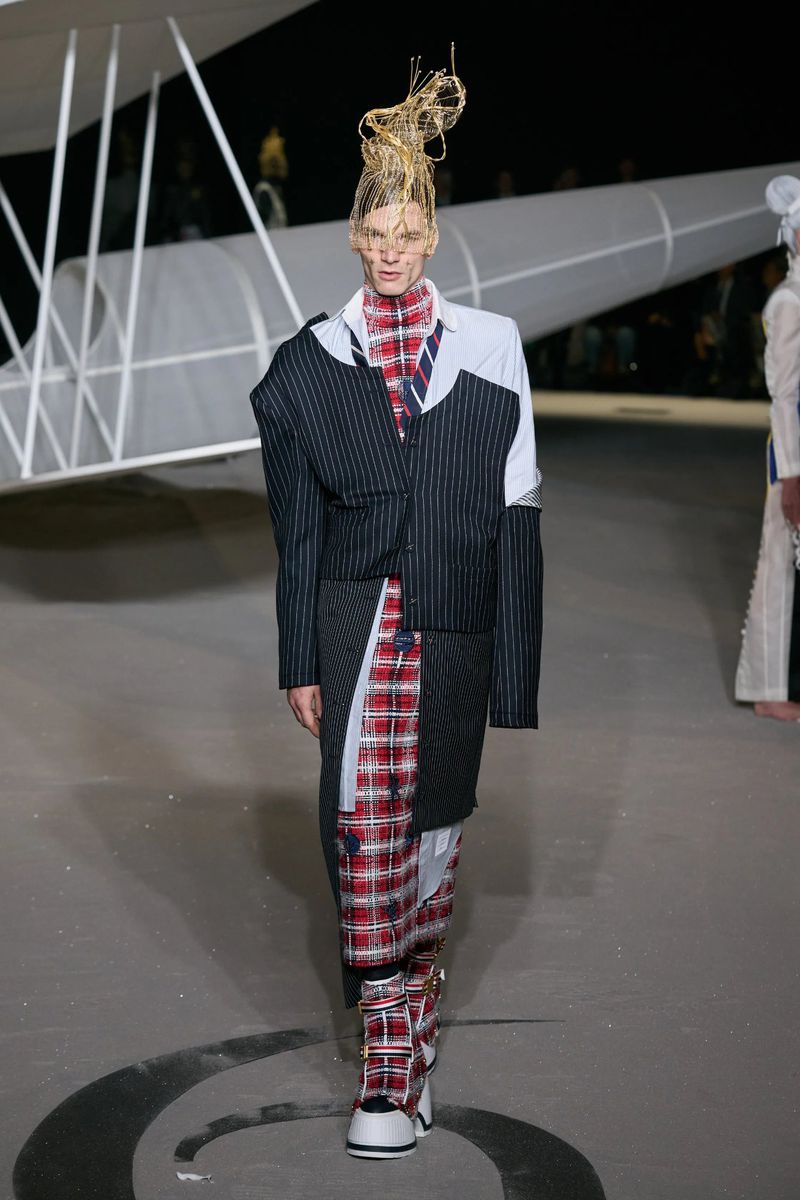 Thom Browne F/W 23 Show (Thom Browne)