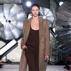 Lucy Markovic - Model Profile - Photos & latest news