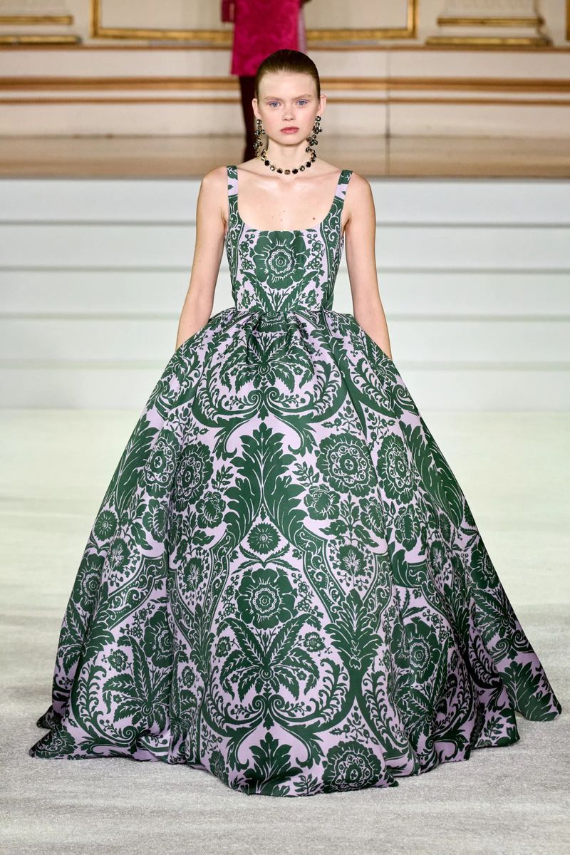 Carolina Herrera F/W 23 Show (Carolina Herrera)