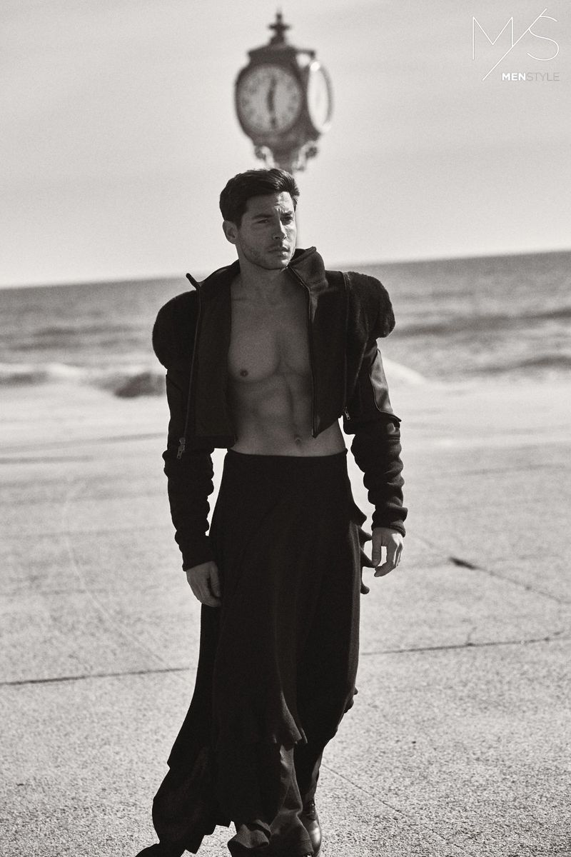 Now, Voyager by Nicky Hoge (The MenStyle Brasil)