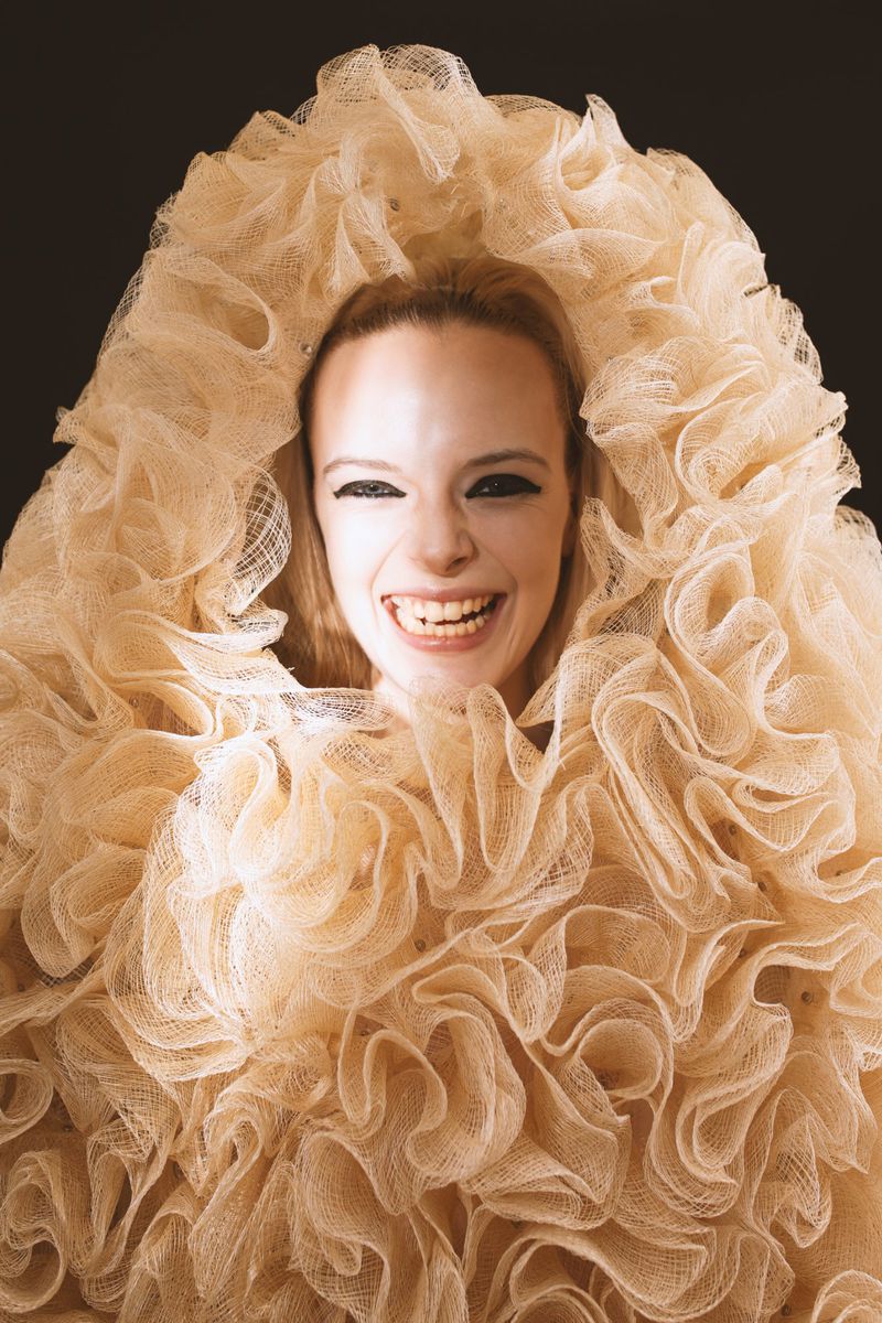 Romanticism Reigns (L'Officiel Singapore)