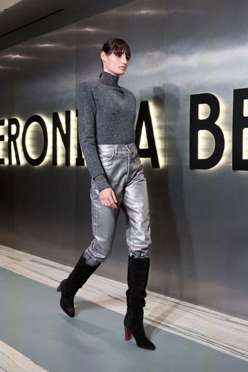 Veronica Beard F/W 23 Show (Veronica Beard)