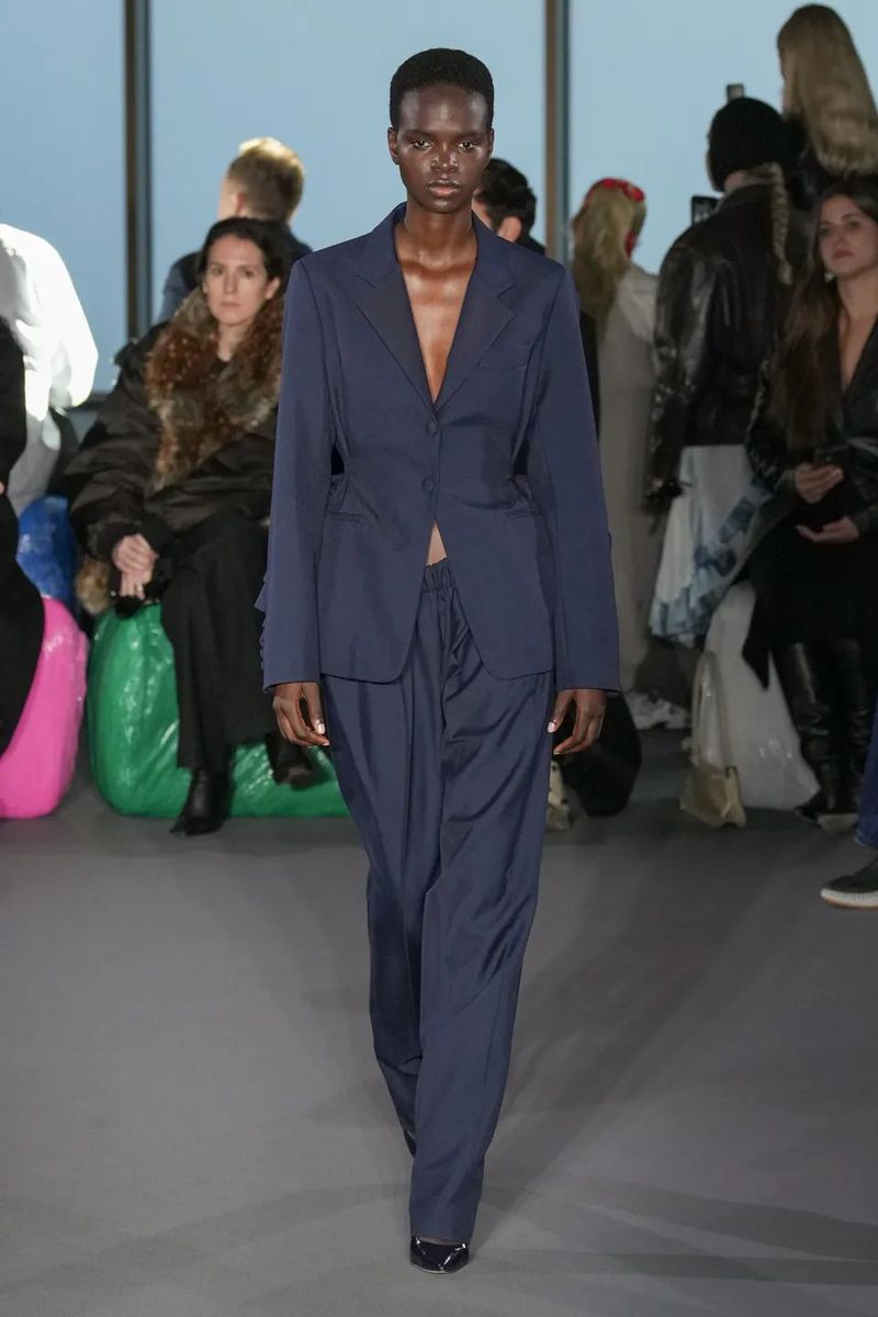 Christopher Kane F/W 23 Show (Christopher Kane)