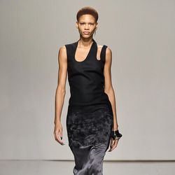 Minnie Warren - Model Profile - Photos & latest news