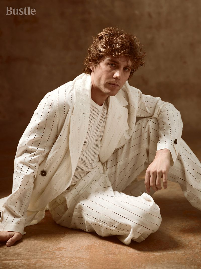 Bustle's Next Gen Issue (Bustle Magazine)