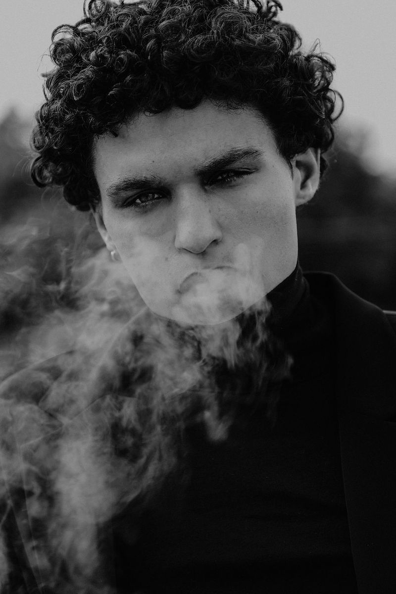 BRYAN MONTAÑEZ (Portrait)