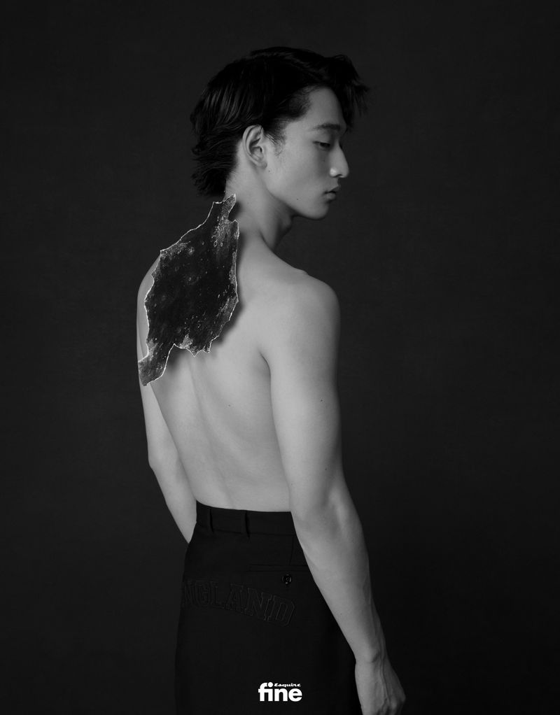 Sur La Lune (Esquire China)