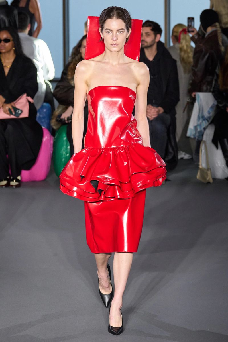 Christopher Kane F/W 23 Show (Christopher Kane)