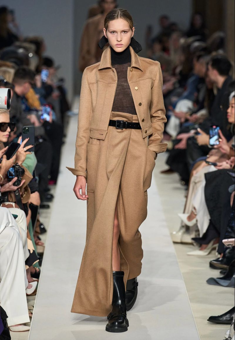 Max Mara F/W 23 Show (Max Mara)