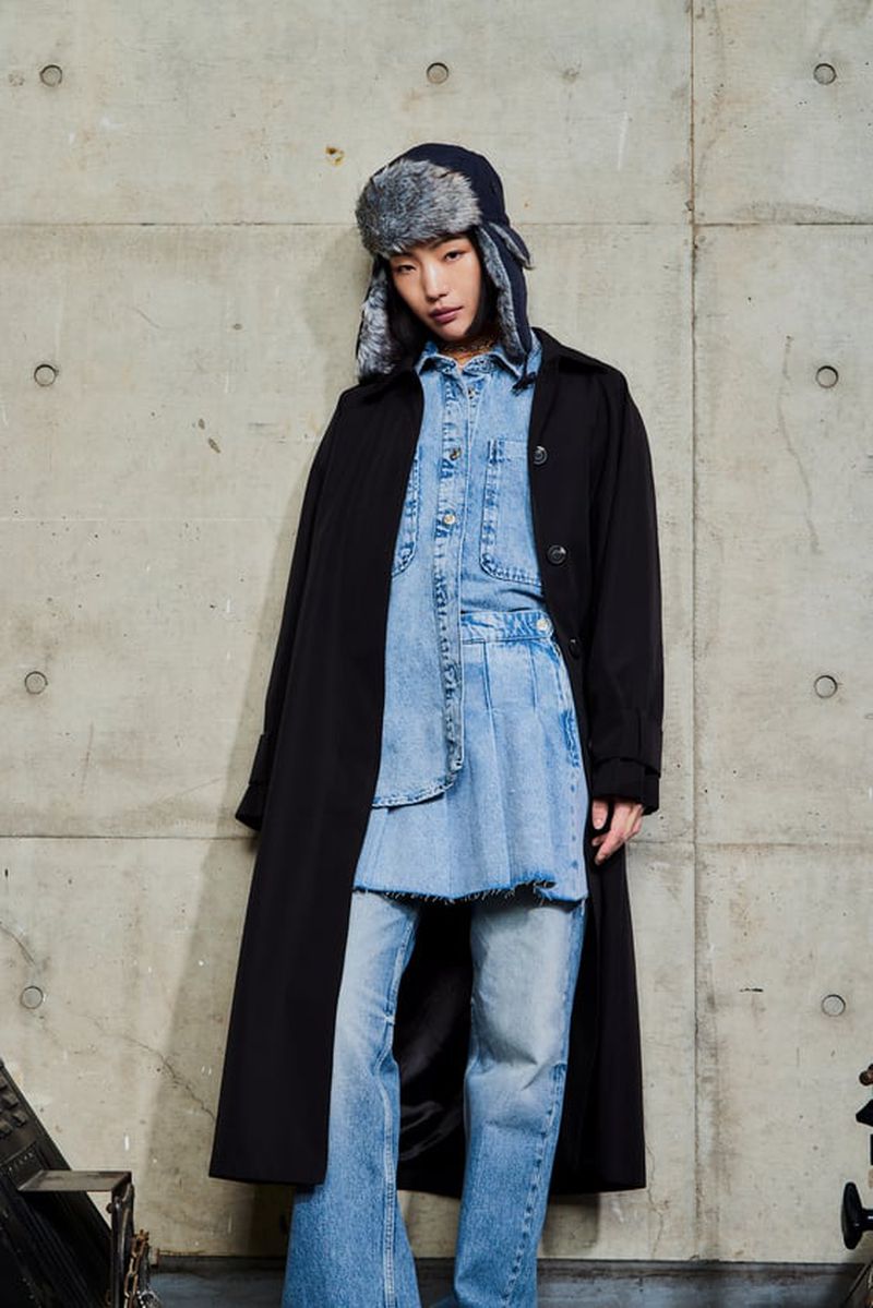 ZARA WOMEN 23SS `The Weekday Trench' Photographed by Dai Yamashiro (Zara)