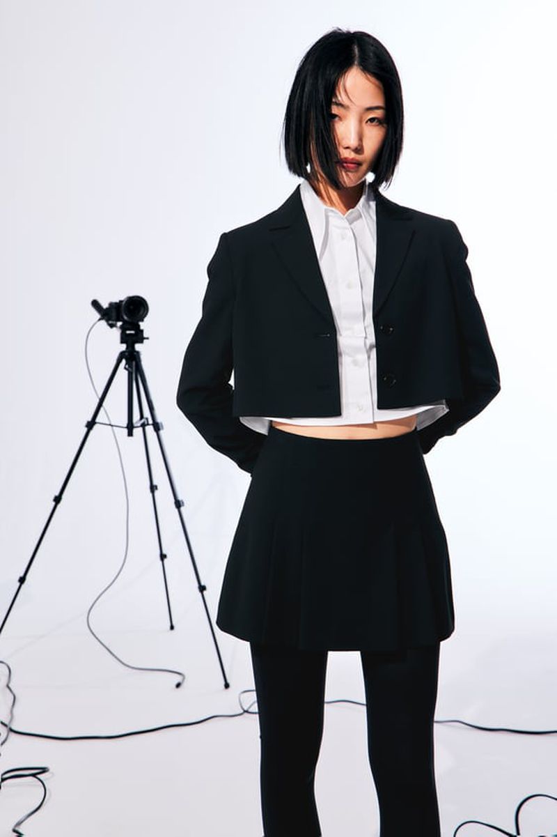 ZARA WOMEN 23SS `The Weekday Trench' Photographed by Dai Yamashiro (Zara)