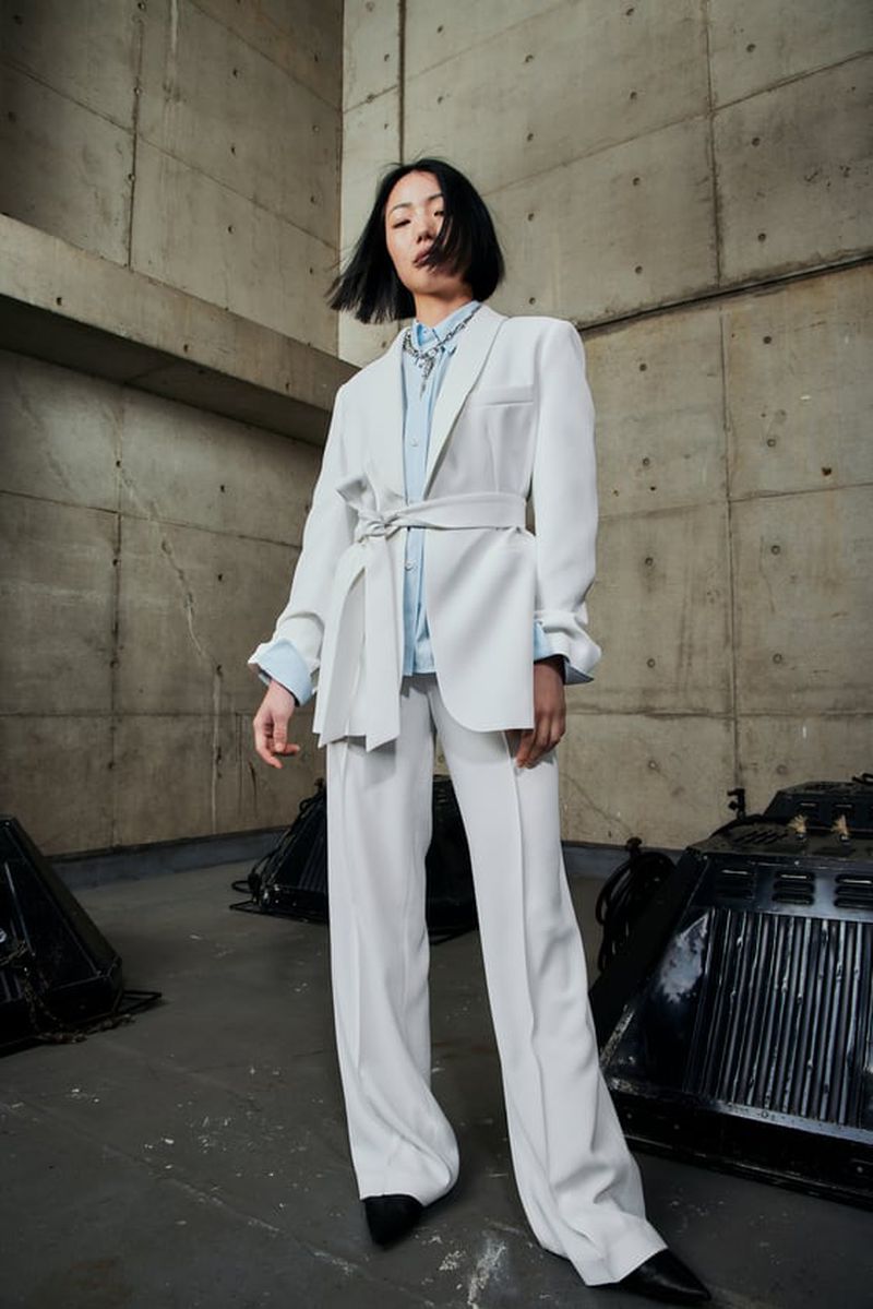 ZARA WOMEN 23SS `The Weekday Trench' Photographed by Dai Yamashiro (Zara)