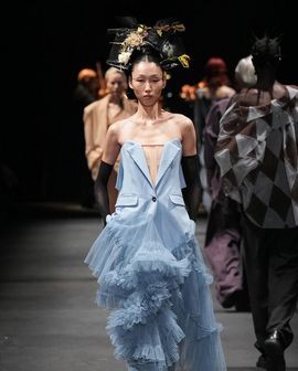 esee model management (Shanghai, China) Modeling Agency - models.com ...