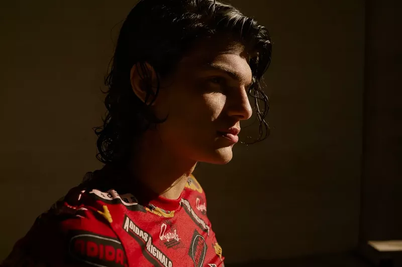 Thomas At Universe Mgmt (Yearbook Fanzine)