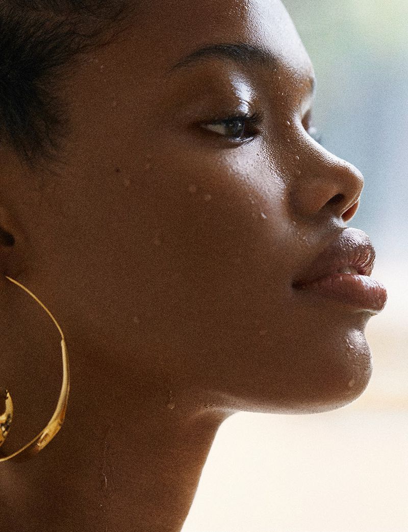 Skin & Drops (Portrait)