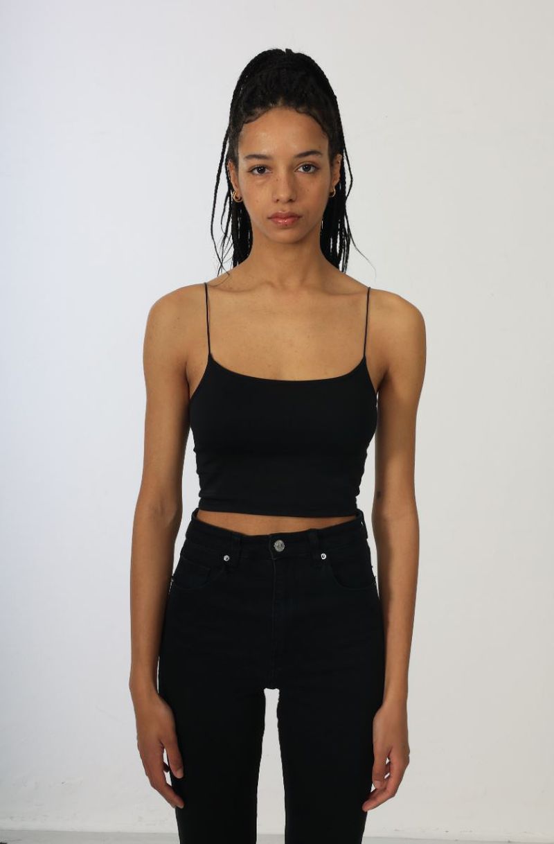 Sophie Models Polaroids 2023 (Polaroids-Digitals)