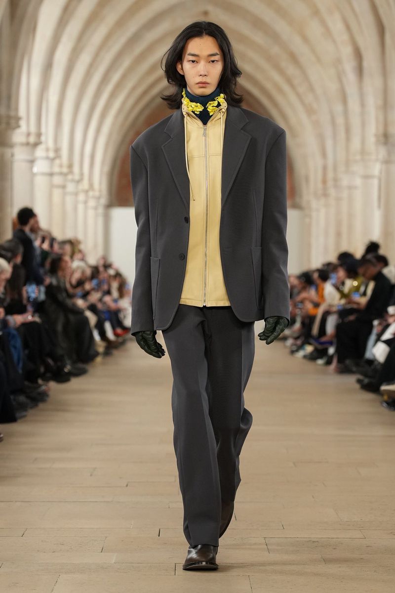 Lanvin Fall/Winter 23 Women & Mens Show (Lanvin)