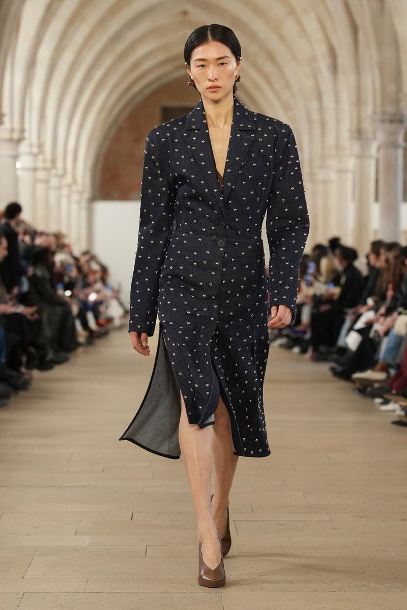 Lanvin Fall/Winter 23 Women & Mens Show (Lanvin)