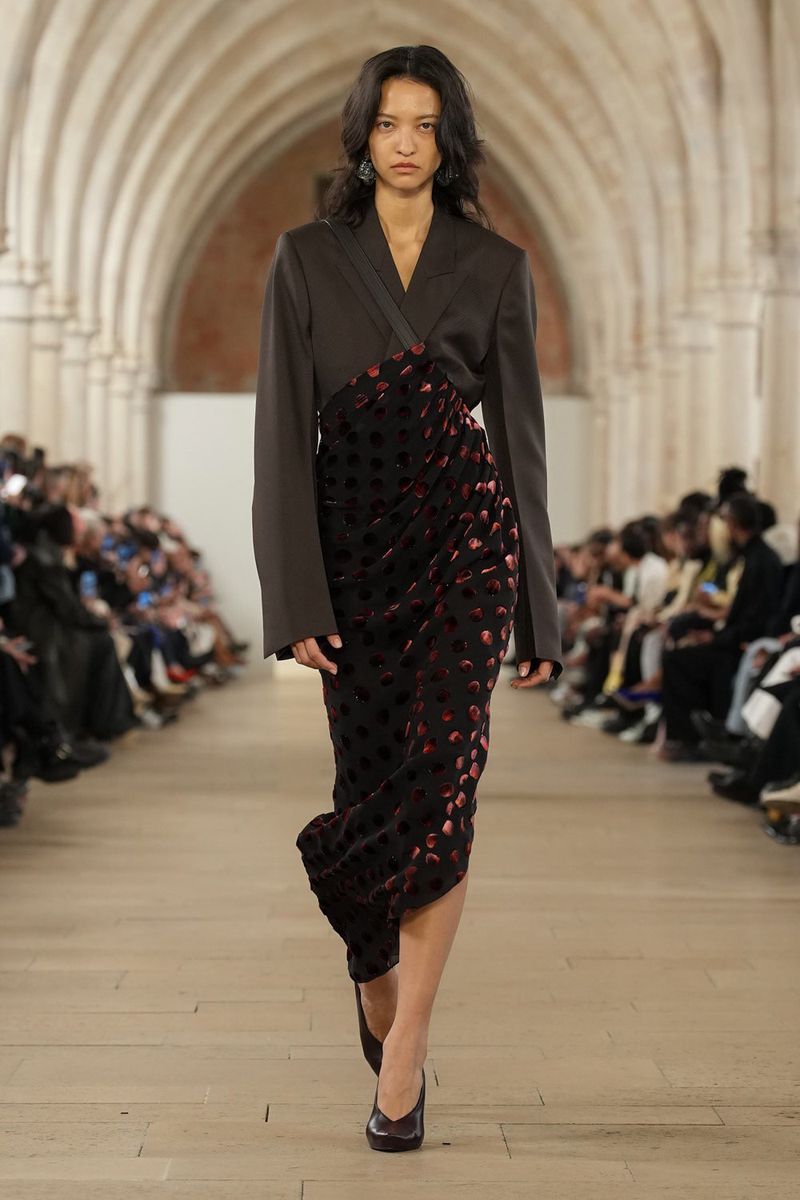 Lanvin Fall/Winter 23 Women & Mens Show (Lanvin)