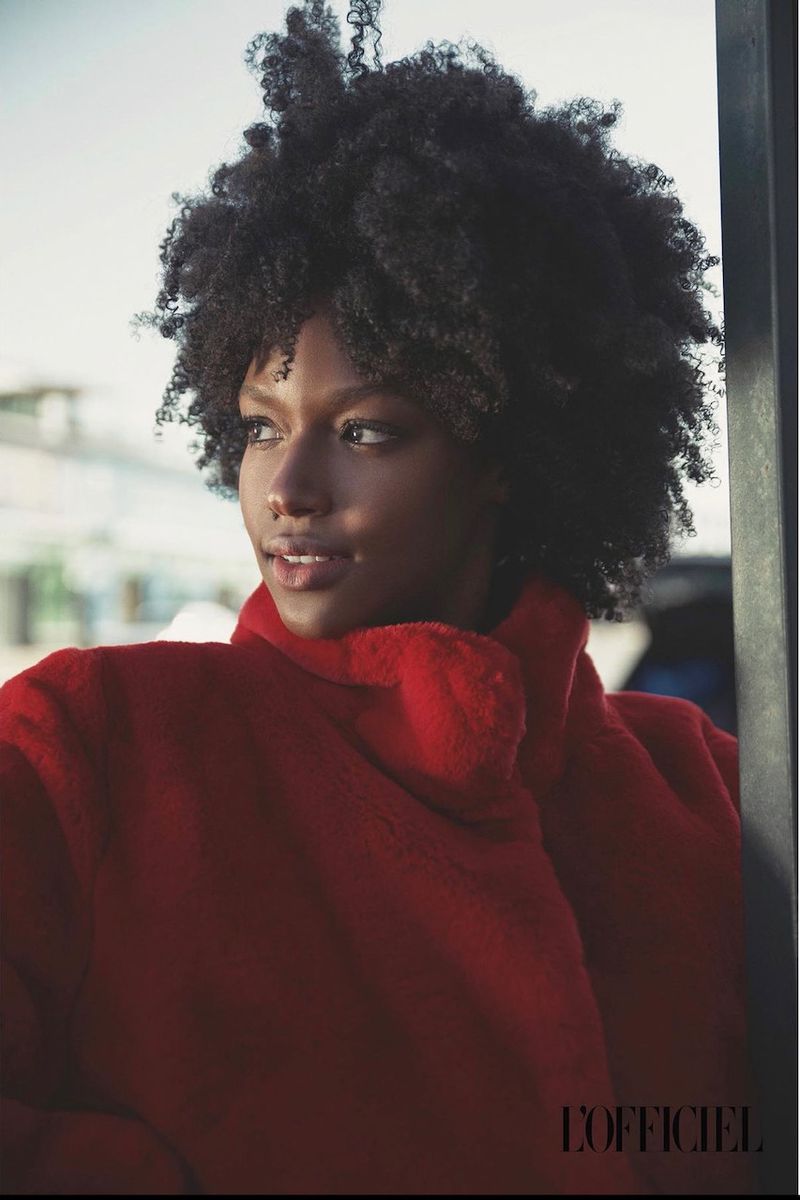 JUMP AROUND photographer Aviv Avramov (L'Officiel Italia Online)