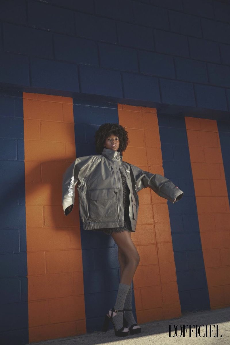 JUMP AROUND photographer Aviv Avramov (L'Officiel Italia Online)