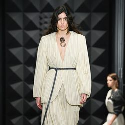 Capucine Clowes - Model Profile - Photos & latest news